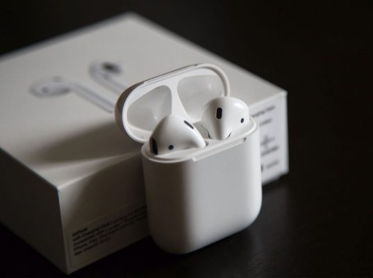 AirPods with Wireless Charging Case – gettop.us